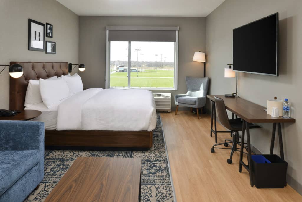 Four Points by Sheraton - BRR Architecture