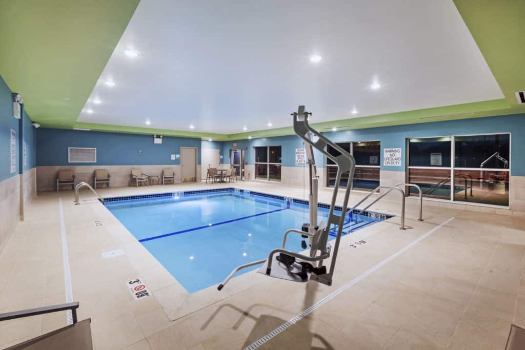 Holiday Inn Express - BRR Architecture