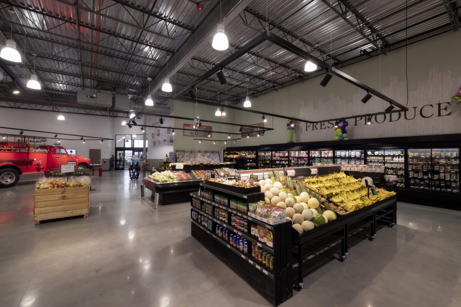 Red X Liquor and Grocery - BRR Architecture