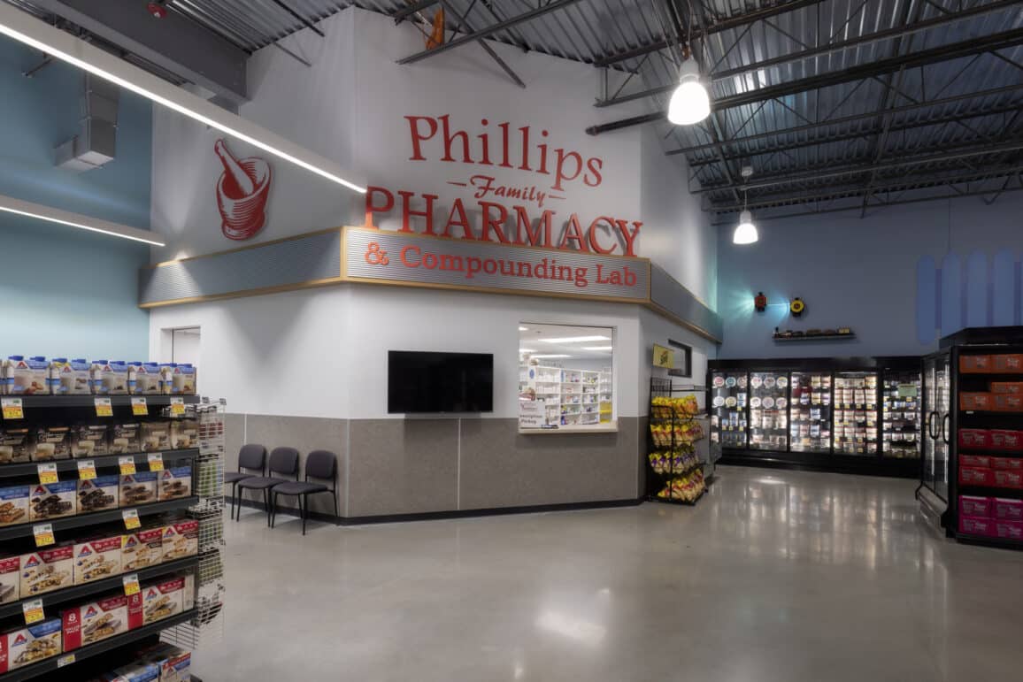 Red X Liquor and Grocery - BRR Architecture