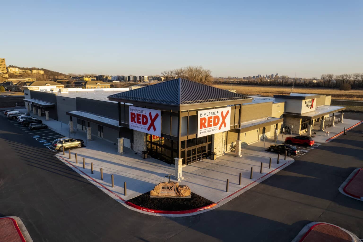 Red X Liquor and Grocery - BRR Architecture