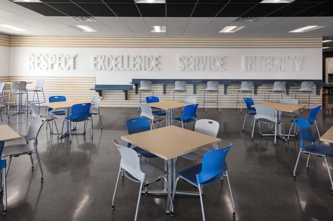 Walmart Distribution Center - BRR Architecture