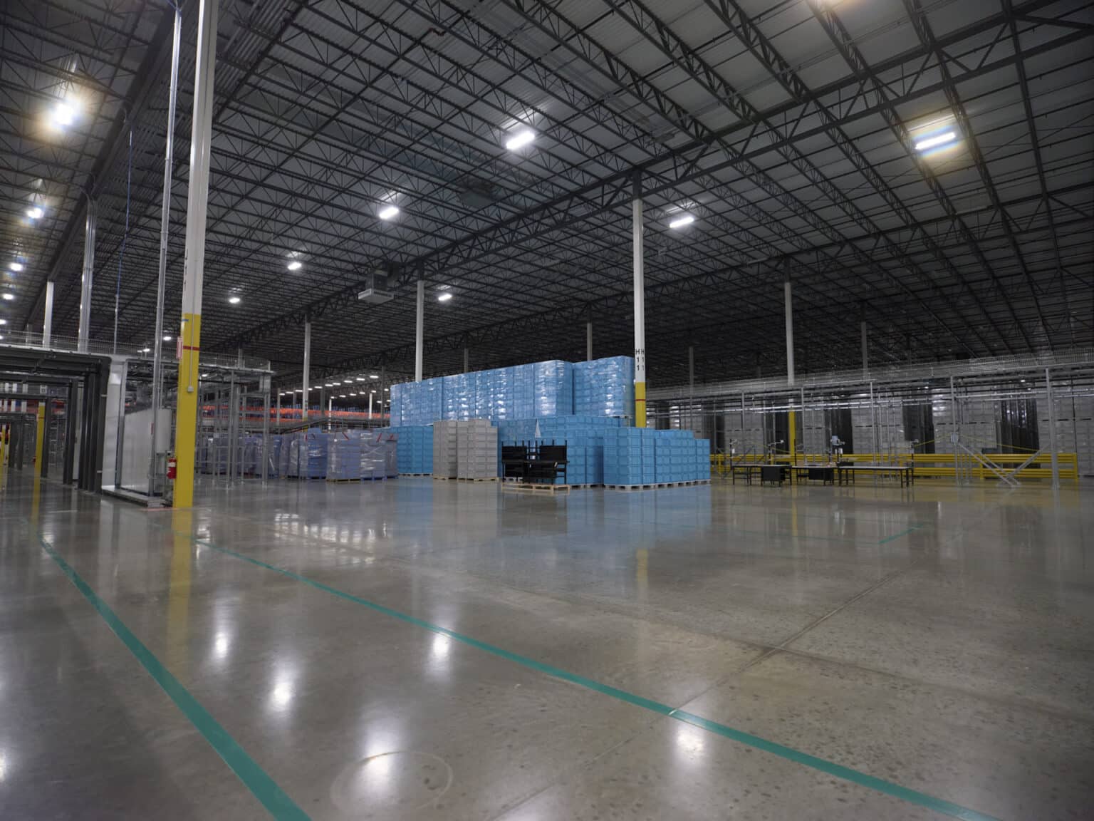 Walmart Fulfillment Center - BRR Architecture