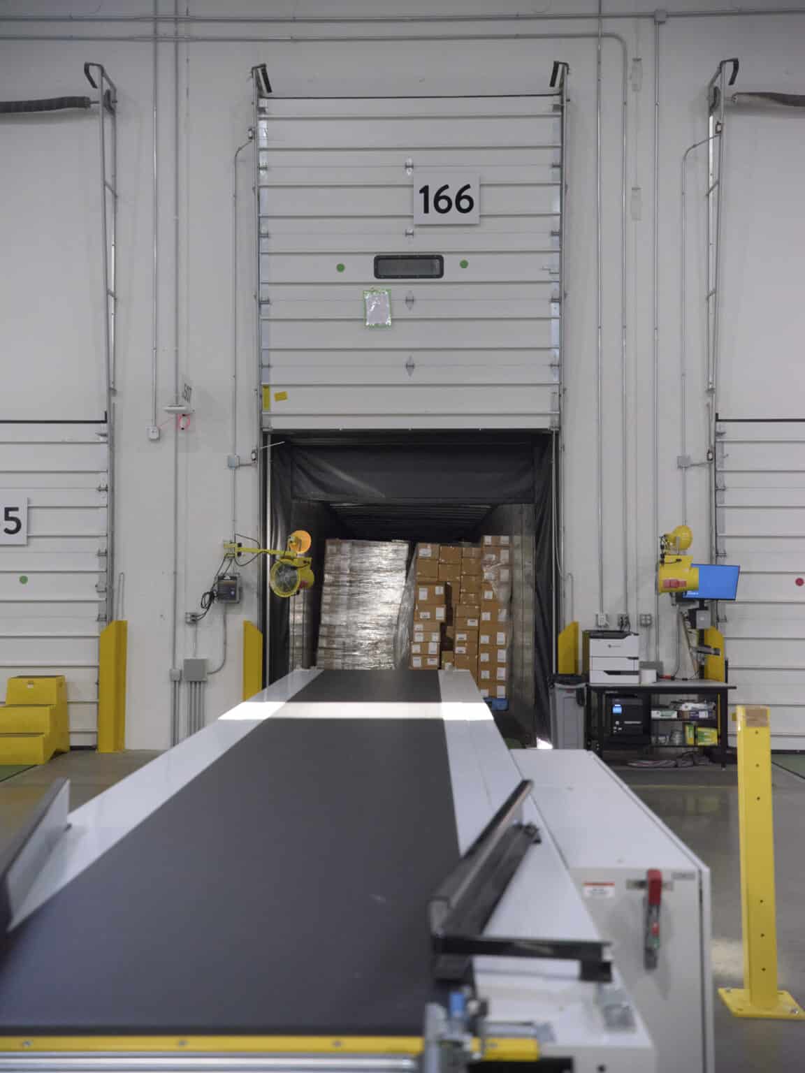 Walmart Fulfillment Center - BRR Architecture