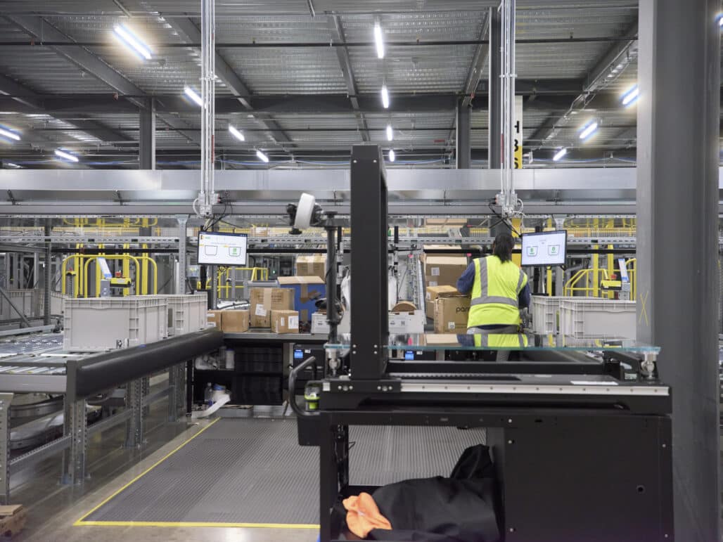 Walmart Fulfillment Center - BRR Architecture