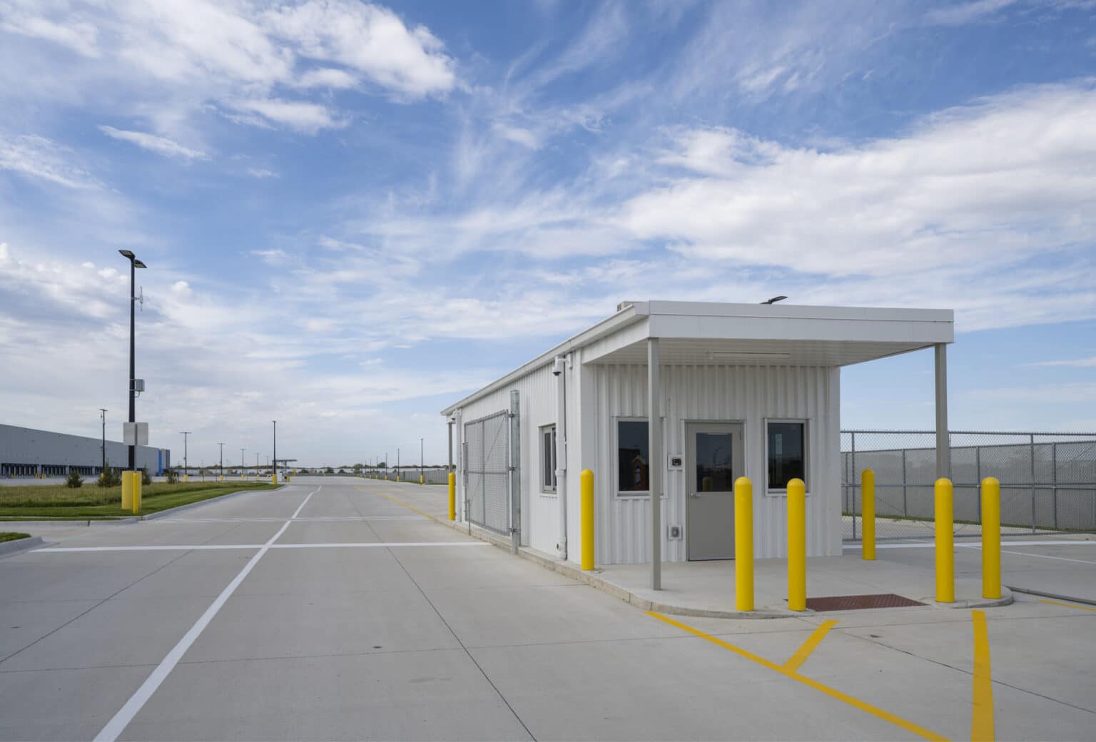 Walmart Cross-Dock Distribution Center - BRR Architecture